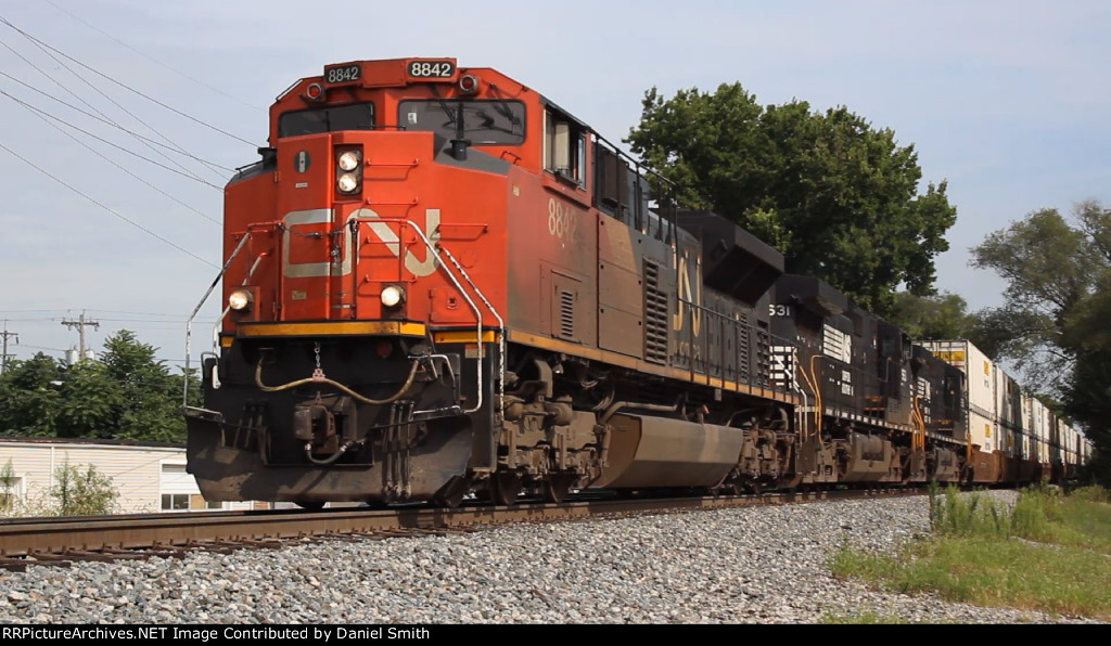 CN 8842 leads 215.